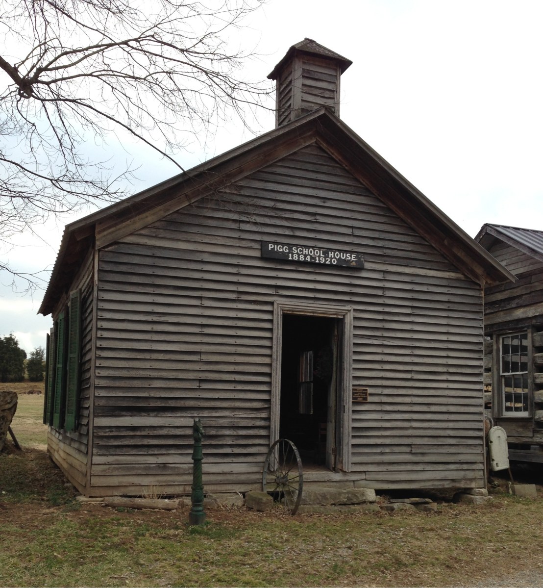 Mrs. Gail Pigg and The Pigg Schoolhouse | Fly: Back In History